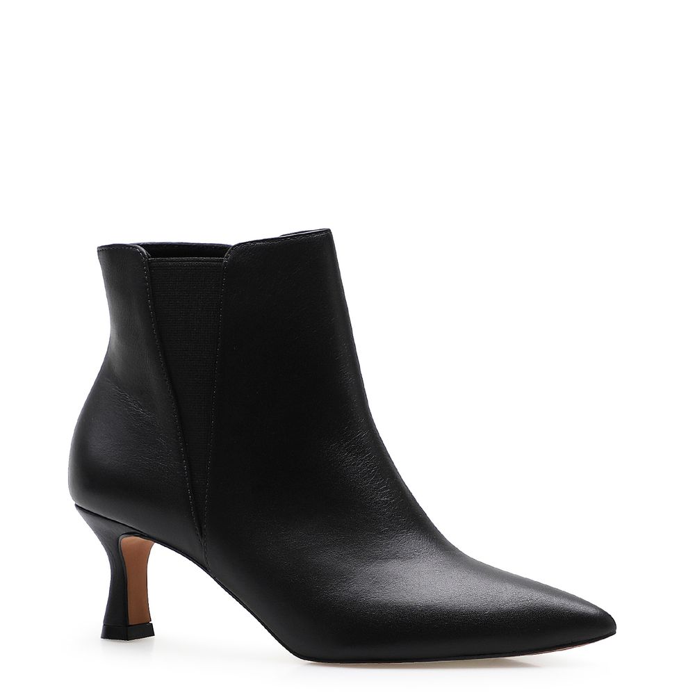 Botas: calçado atemporal e confortável | Corello - Corello