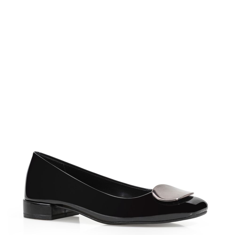 Sapatilha: conforto e charme no visual | Corello - Corello