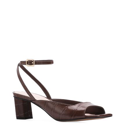 Sandália: modelos variados para todos os estilos | Corello - Corello